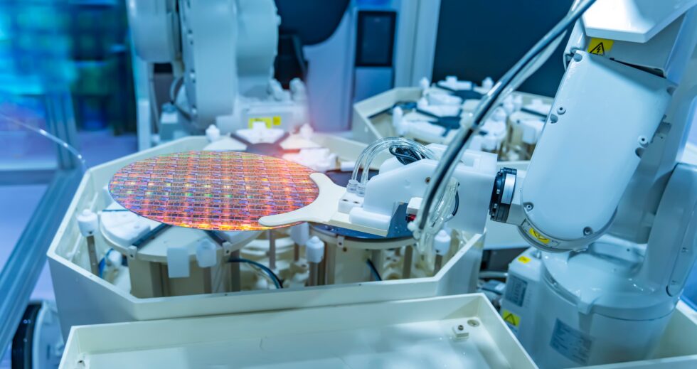 The Value of Cleanrooms for Semiconductor Applications - Angstrom