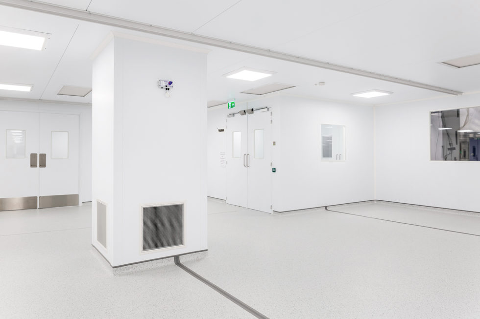 The Value of Cleanrooms for Semiconductor Applications - Angstrom