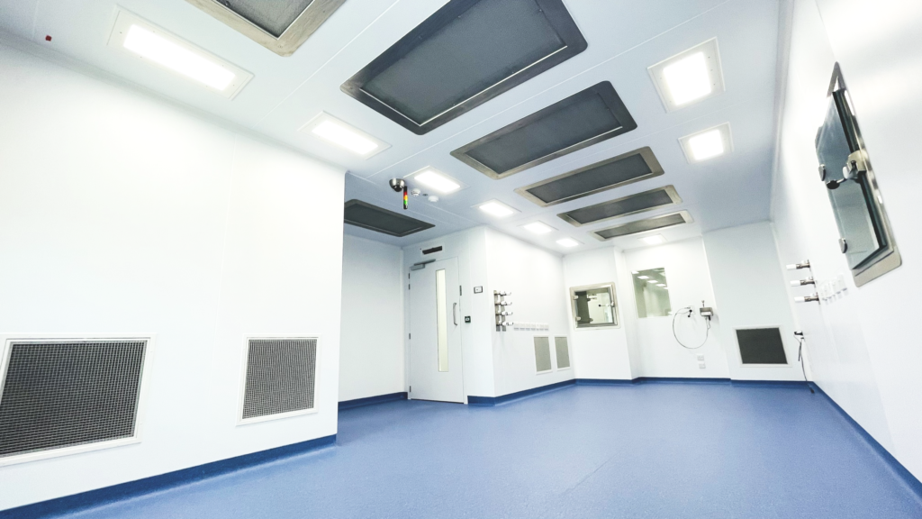 Cell & Gene Therapy Cleanroom - Angstrom Technology